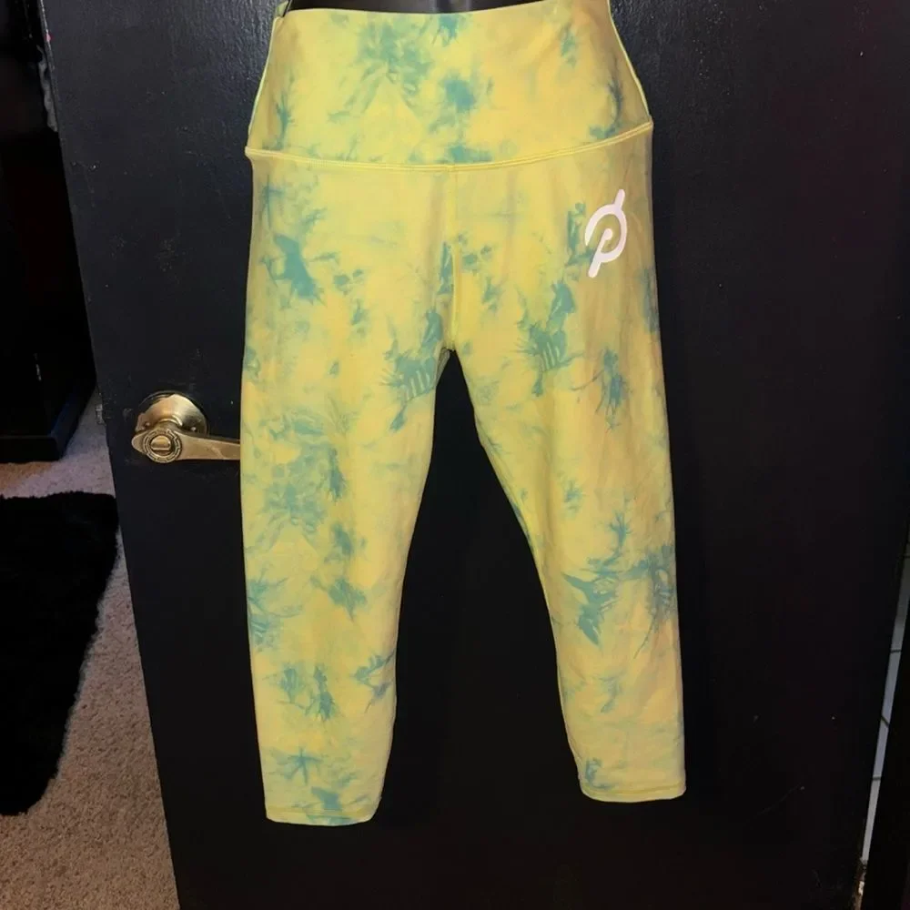 Peloton | Pants & Jumpsuits | Peloton Cadent Capri Leggings Sz M ...